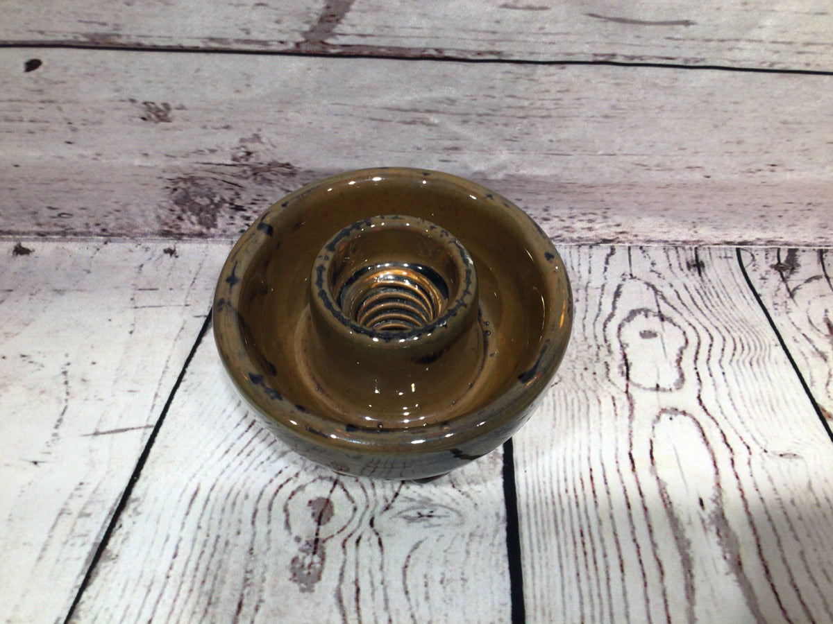 Large insulator – The Nickel Barn