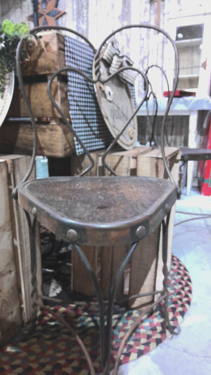 Set 4 Triangle Ice Cream Chairs – The Nickel Barn