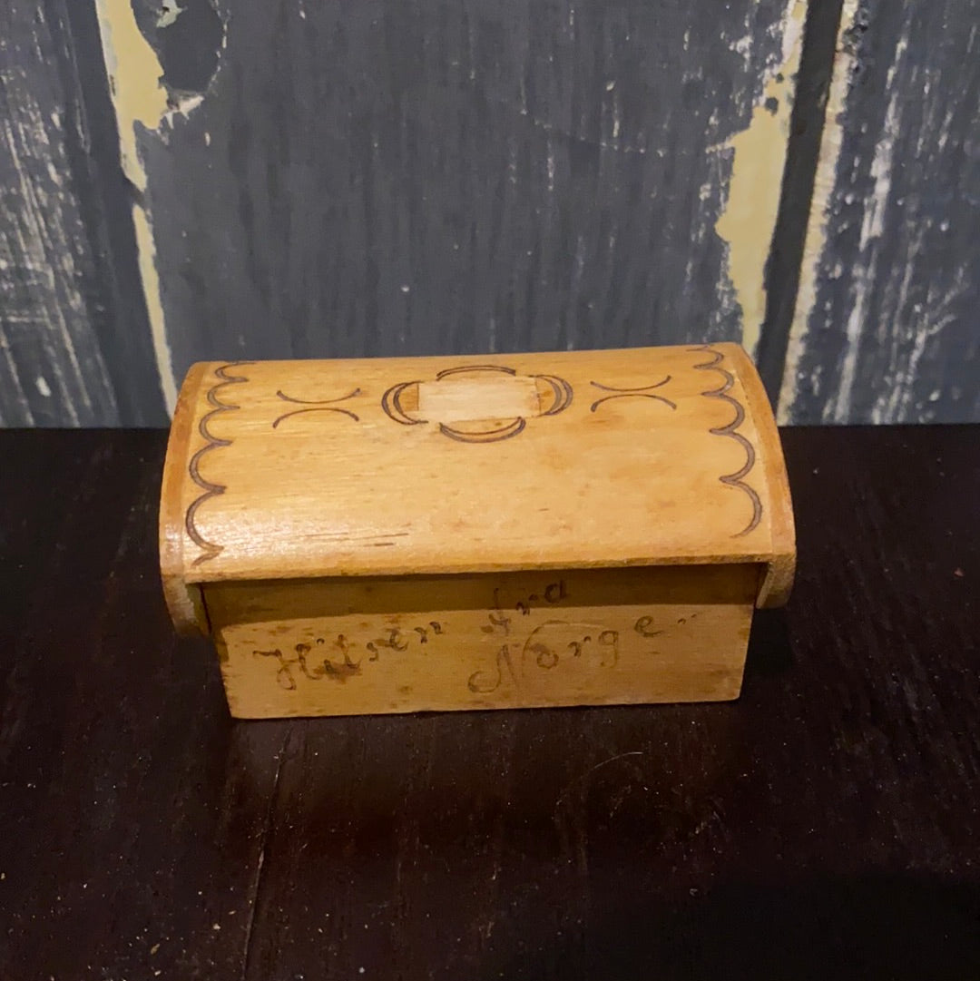 Norwegian Box – The Nickel Barn